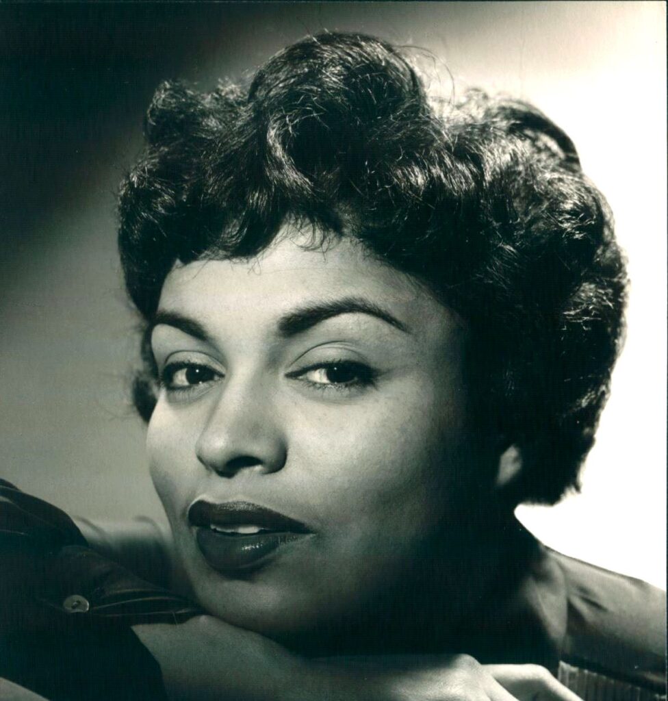 Celebrating Black History: Muriel Smith (Voice ’46) - Curtis Institute ...