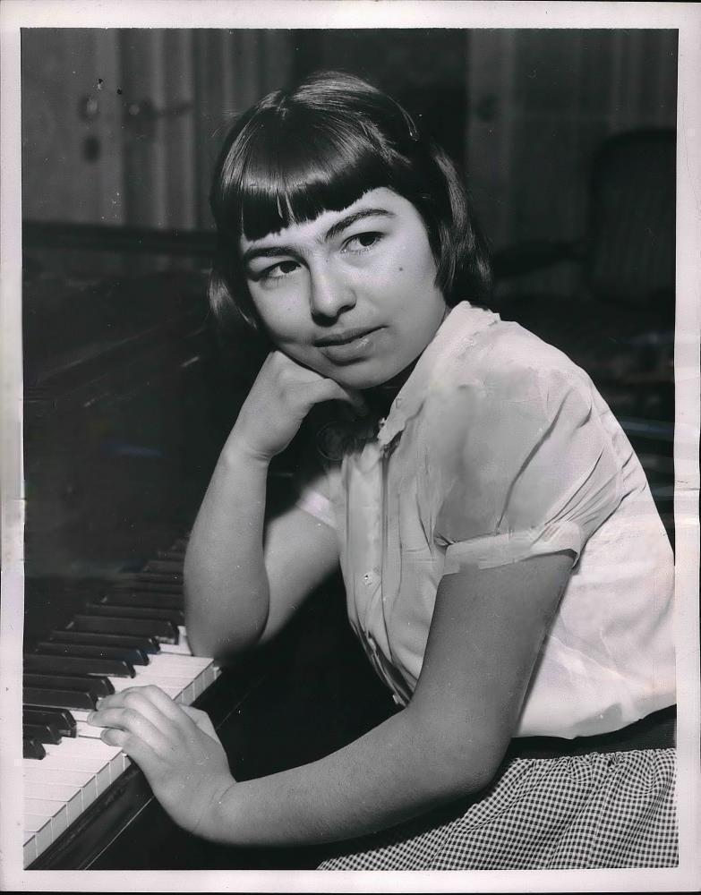 Celebrating Women's History: Judit Jaimes (Piano '60) - Curtis ...