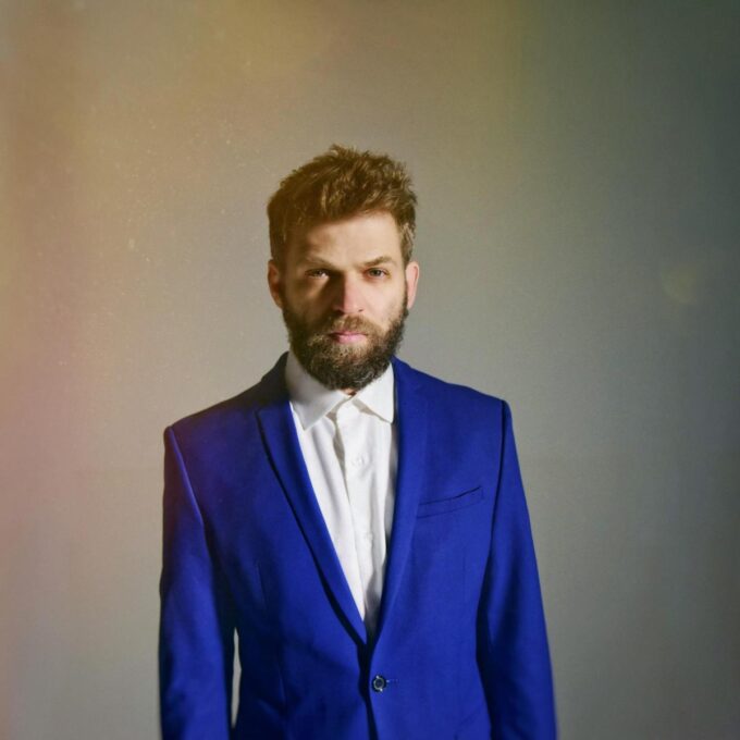 Johnny Gandelsman (Violin ’99) Awarded a 2024 MacArthur Fellowship - Curtis Institute of Music